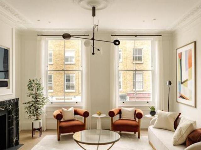 Portobello Road, Notting Hill, 3 Bedroom Apartment