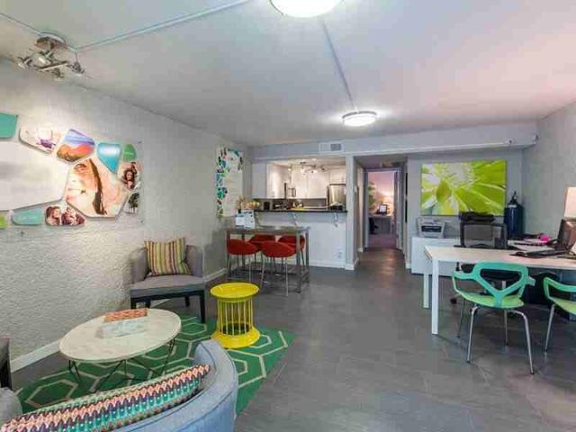 Portola Biltmore 1 Bedroom Apartment for Rent at 2323 E Flower St, Phoenix, AZ 85016