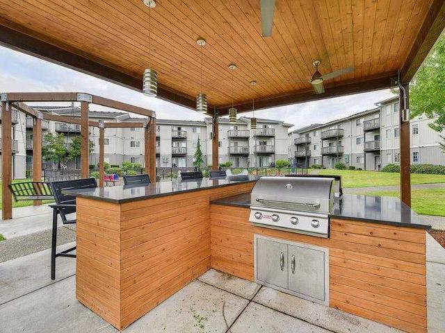 Portola Bridge Creek 2 Bedroom Apartment for Rent at 9211 Ne 15th Ave, Hazel Dell, WA 98665 Northeast Hazel Dell