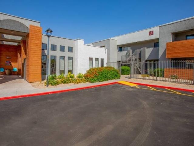 Portola Glendale 2 Bedroom Apartment for Rent at 6801 W Ocotillo Rd, Glendale, AZ 85303