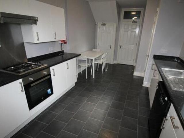 Portland Terrace, Newcastle Upon Tyne, 5 Bedroom Terraced