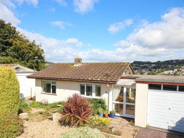 Portland Court, Lyme Regis, 2 Bedroom Detached