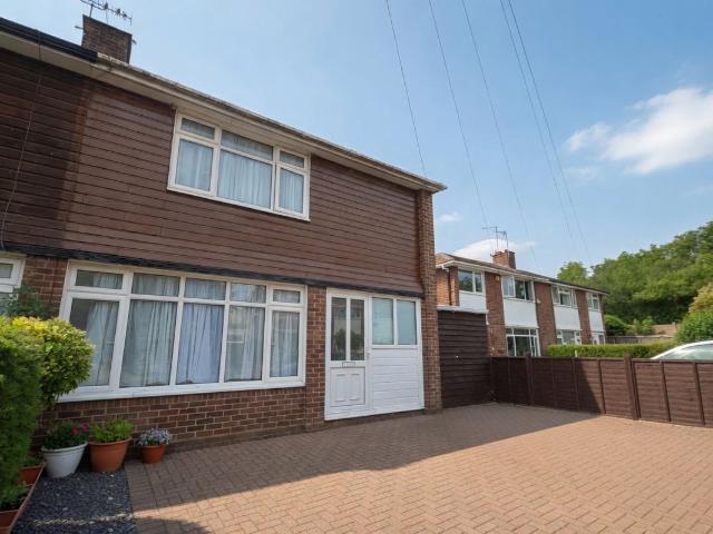 Portland Crescent, Feltham TW13, 2 bed semi detached house to rent, £2,100 pcm | PrimeLocation