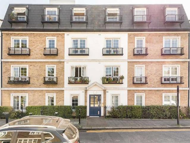 Portland Grove, London SW8 1 bed flat to rent £2,250 pcm £519 pw