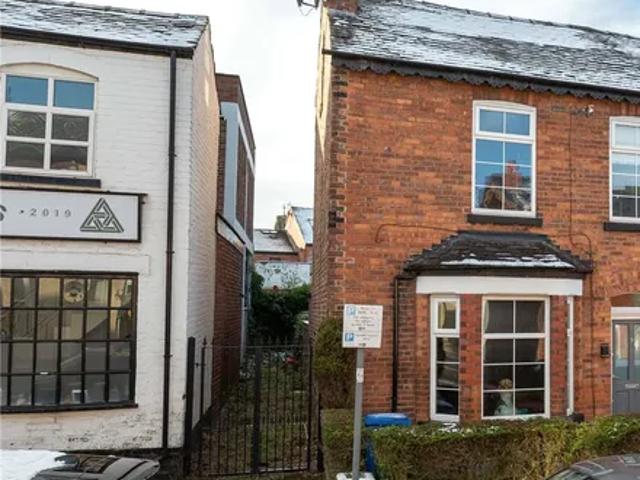 Portland Grove, Stockport, SK4 4AA, United Kingdom | 4 bed house for rent #167723624 | Rentberry