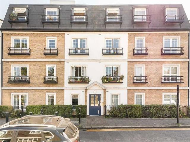 Portland Grove, Stockwell SW8, 1 bed flat to rent, £2,350 pcm | PrimeLocation