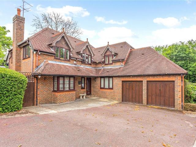 Portland Heights, Batchworth Lane. 5 bed detached house to rent £3,950 pcm £912 pw