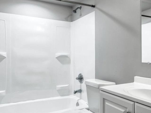 Portland Park Apartments 2 Bedroom Apartment for Rent at 3175 N Portland Ave, Oklahoma City, OK 73112 Pennington