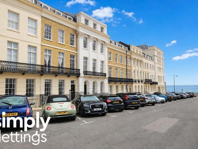 Portland Place, Brighton BN2, 1 bed flat to rent, £1,295 pcm | PrimeLocation
