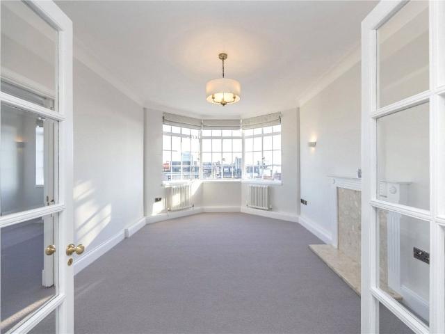 Portland Place, Fitzrovia W1B, 1 bed flat to rent, £3,100 pcm | PrimeLocation