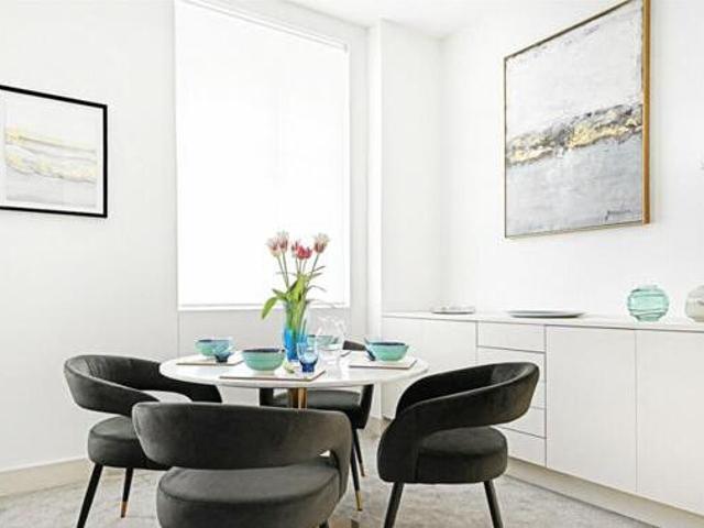 Portland Place, London, 3 Bedroom Apartment