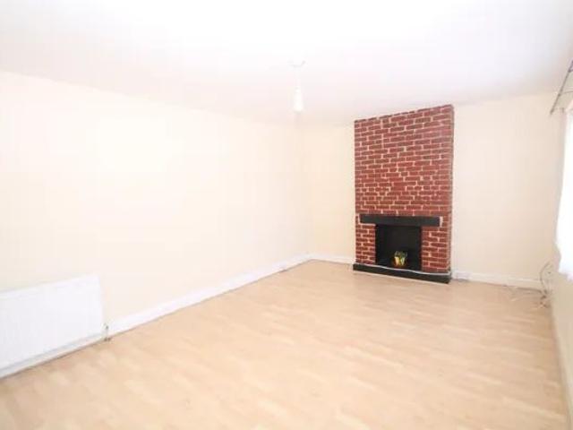 Portland Road BN3 5QT 2 bedroom flat to rent