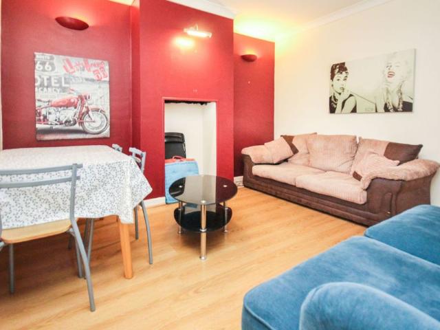 Portland Road, Bournemouth, BH9