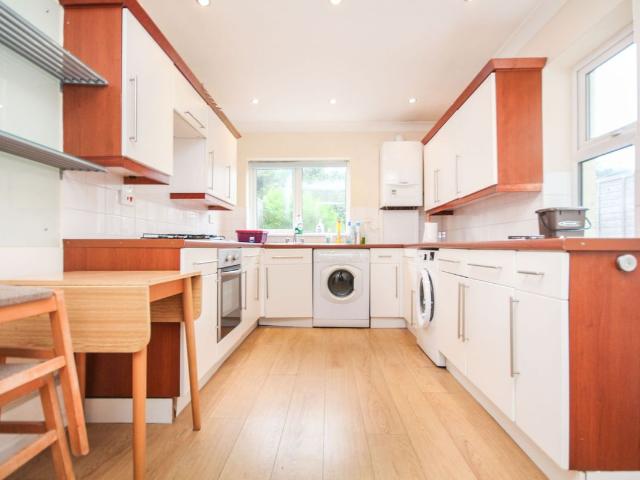 Portland Road, Bournemouth BH9, 4 bed property to rent, £2,300 pcm | PrimeLocation