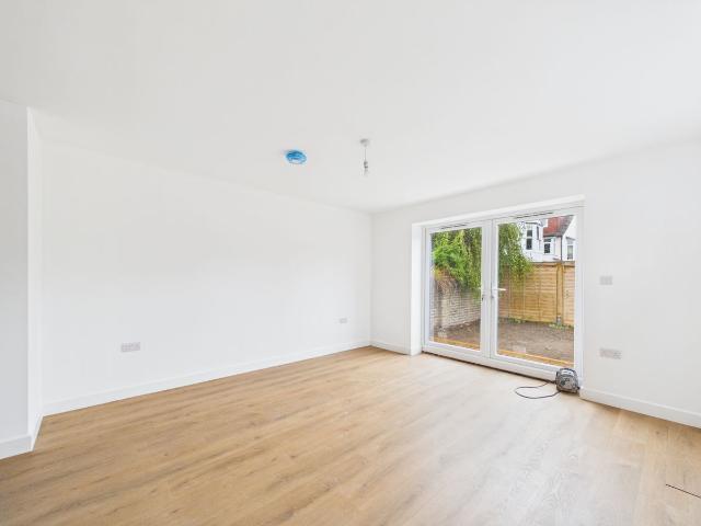 Portland Road, Hove BN3, 1 bed flat to rent, £1,500 pcm | PrimeLocation