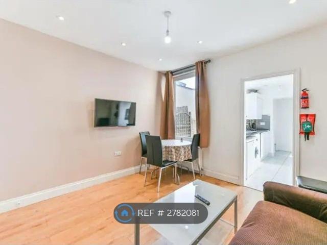 Portland Road, Kingston Upon Thames KT1, 4 bed semi detached house to rent, £3,599 pcm | PrimeLocation