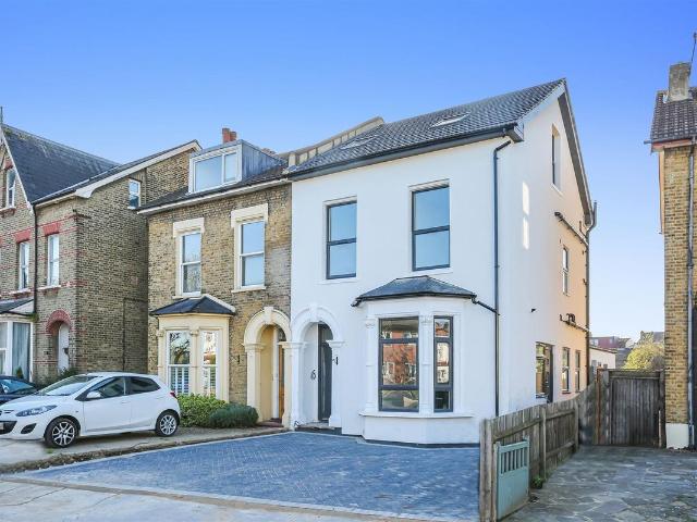 Portland Road, London SE25, 1 bed flat to rent, £1,500 pcm | PrimeLocation