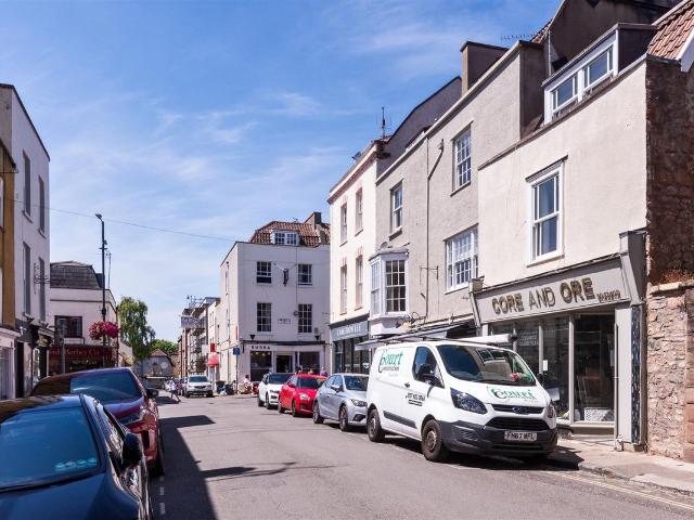 Portland Street, Clifton, Bristol BS8, 3 bed maisonette to rent, £2,502 pcm | PrimeLocation
