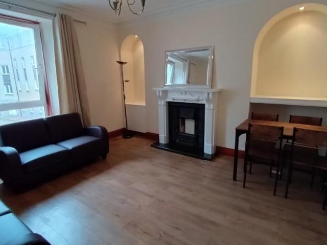 Portland Street, Floor Right AB11, 2 bed flat to rent, £725 pcm | PrimeLocation