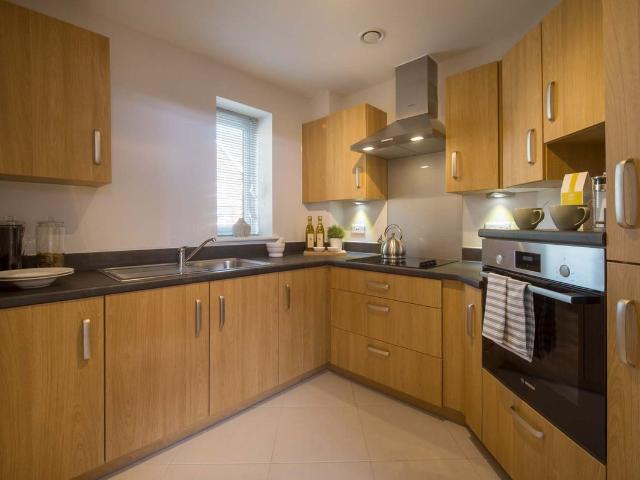 Portland Street, Leek ST13, 1 bed flat to rent, £1,300 pcm | PrimeLocation