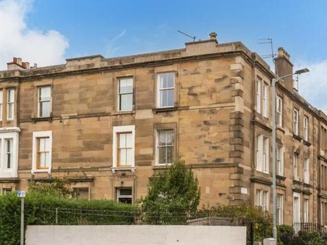 Portland Street, Leith, 3 Bedroom Flat