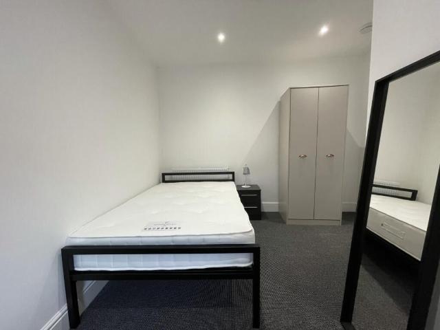 Portland Street, Lincoln LN5, 2 bed shared accommodation to rent, £667 pcm | PrimeLocation
