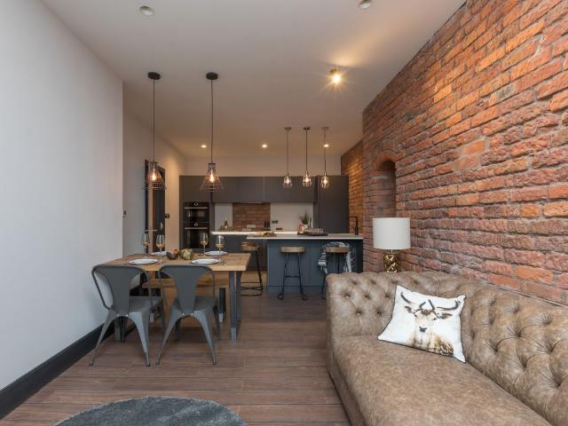 Portland Street, Manchester M1, 2 bed flat to rent, £1,862 pcm | PrimeLocation