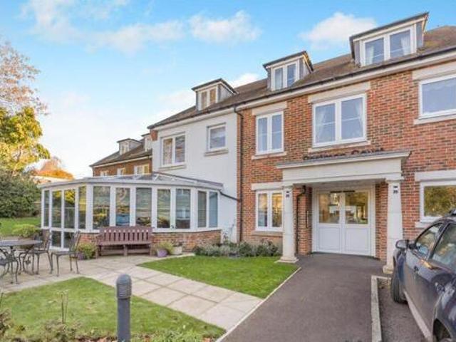 Portman Court, Grange Road, 1 Bedroom Apartment