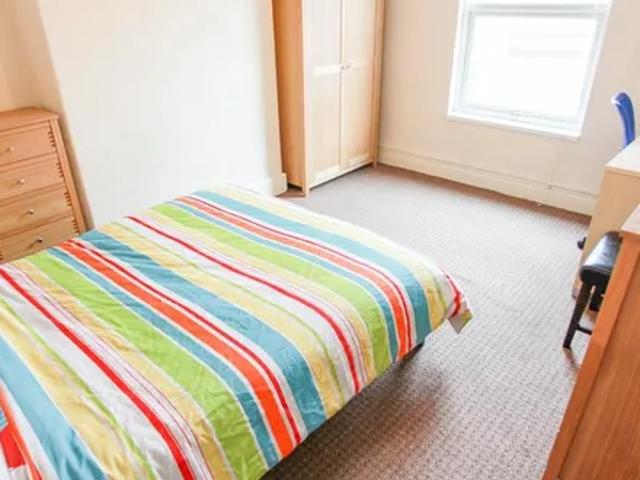 Portman Road, Liverpool, L15 2HH, United Kingdom | 3 bed townhouse for rent #139071675 | Rentberry