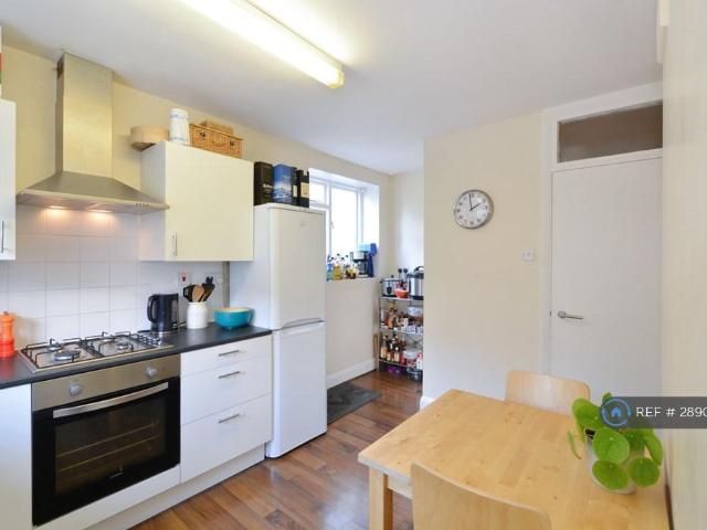 Portnall Road, London, W9 2 bed flat to rent £2,500 pcm £577 pw