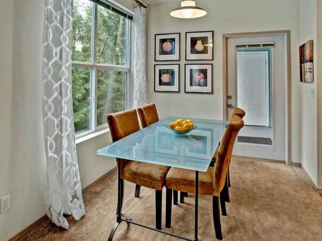 Portsmith 2 Bedroom Apartment for Rent at 12121 Admiralty Way, Everett, WA 98204