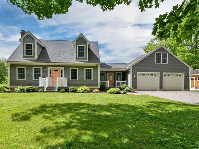 Portsmouth Ave, Stratham, Home For Sale