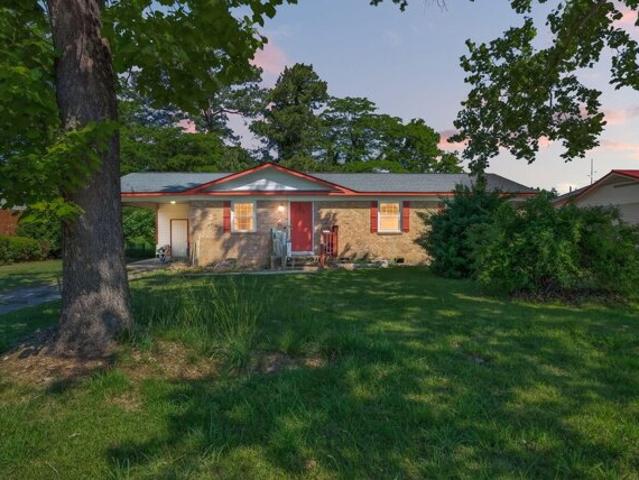 Portsmouth Dr, Fayetteville, Home For Sale