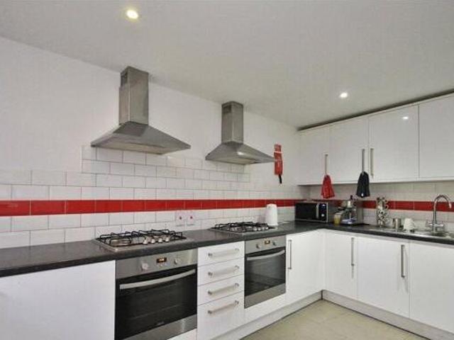 Portsmouth Road, Guildford, 1 Bedroom House
