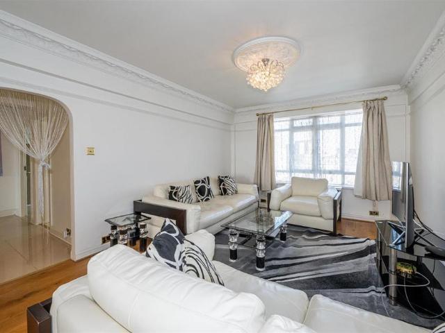 PORTSEA HALL, PORTSEA PLACE, London, W2 3 bed flat to rent £5,499 pcm £1,269 pw