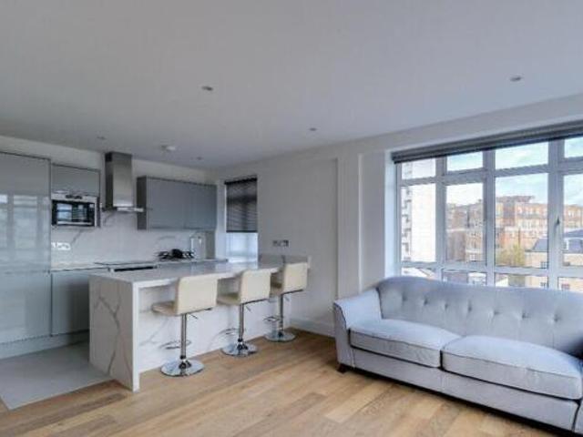 Portsea Place, London, 2 Bedroom Apartment