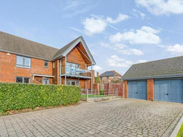 Portsea View, Havant, 5 Bedroom Detached