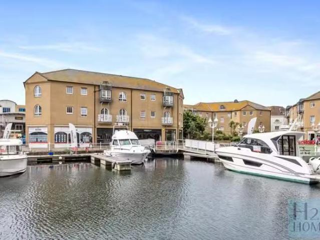 Portside, Brighton Marina Village. 2 bed apartment for sale.