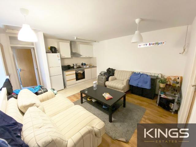 Portswood Park, Portswood Road, Southampton SO17, 3 bed flat to rent, £1,600 pcm | PrimeLocation