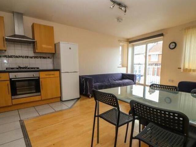 Portswood Road, Southampton, 6 Bedroom Flat