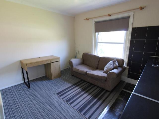 Portswood Road, Southampton SO17, Room to rent, £450 pcm | PrimeLocation