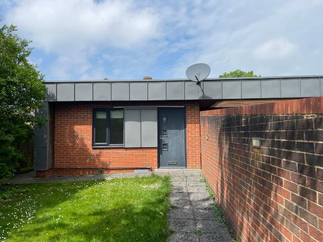 Portswood Road, Southampton SO17, 3 bed bungalow to rent, £1,500 pcm | PrimeLocation