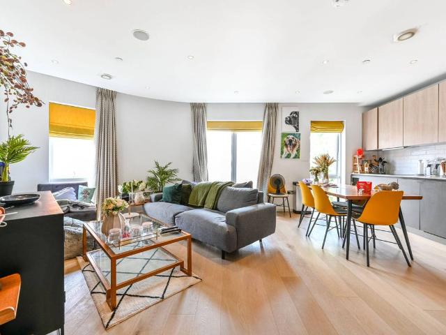 Portpool Lane, Farringdon, London EC1N, 2 bed flat to rent, £3,684 pcm | PrimeLocation