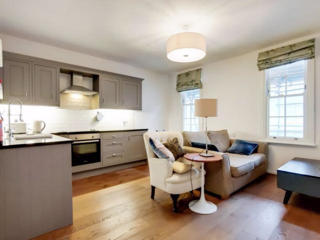 Portpool Lane, London EC1N, 1 bed flat to rent, £2,250 pcm | PrimeLocation