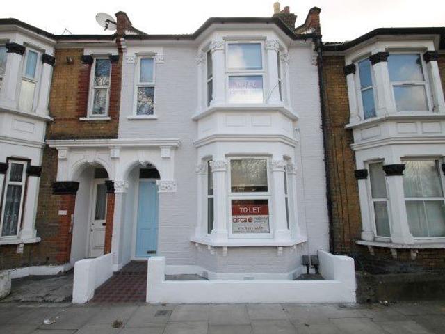 Portway, Stratford E15, 3 bed terraced house to rent, £3,500 pcm | PrimeLocation