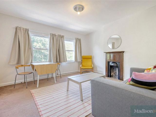 Portway, Stratford, London E15, 1 bed flat to rent, £1,495 pcm | PrimeLocation