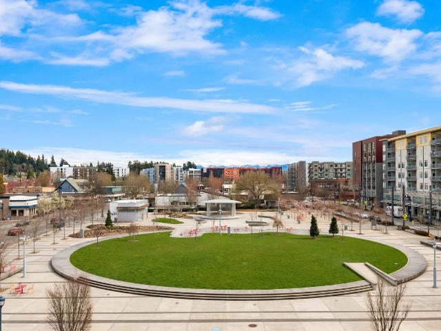 Porch + Park 3 Bedroom Apartment for Rent at 16050 Cleveland St, Redmond, WA 98052 Downtown Redmond