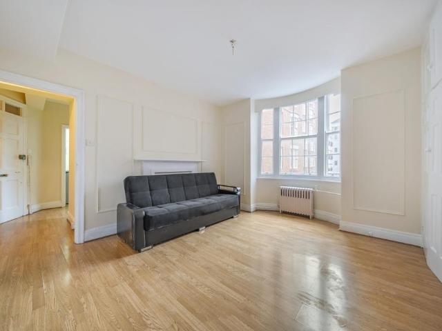Porchester Road, Bayswater, London, W2 Studio to rent £1,899 pcm £438 pw