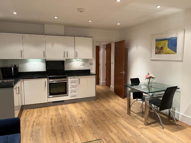 Porchester Road, London W2, 1 bed flat to rent, £2,550 pcm | PrimeLocation