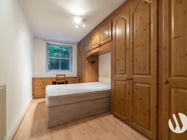 Porchester Square, Bayswater W2, 1 bed flat to rent, £2,100 pcm | PrimeLocation